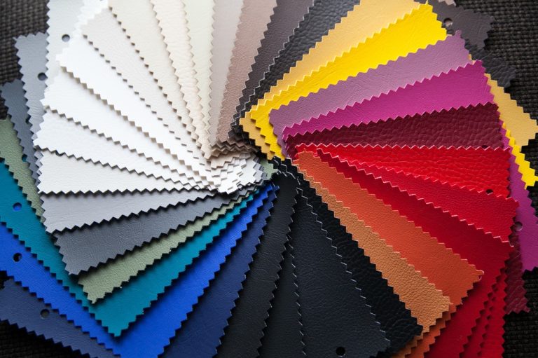 Leder färben: Anleitung für Glatt- und Rauleder